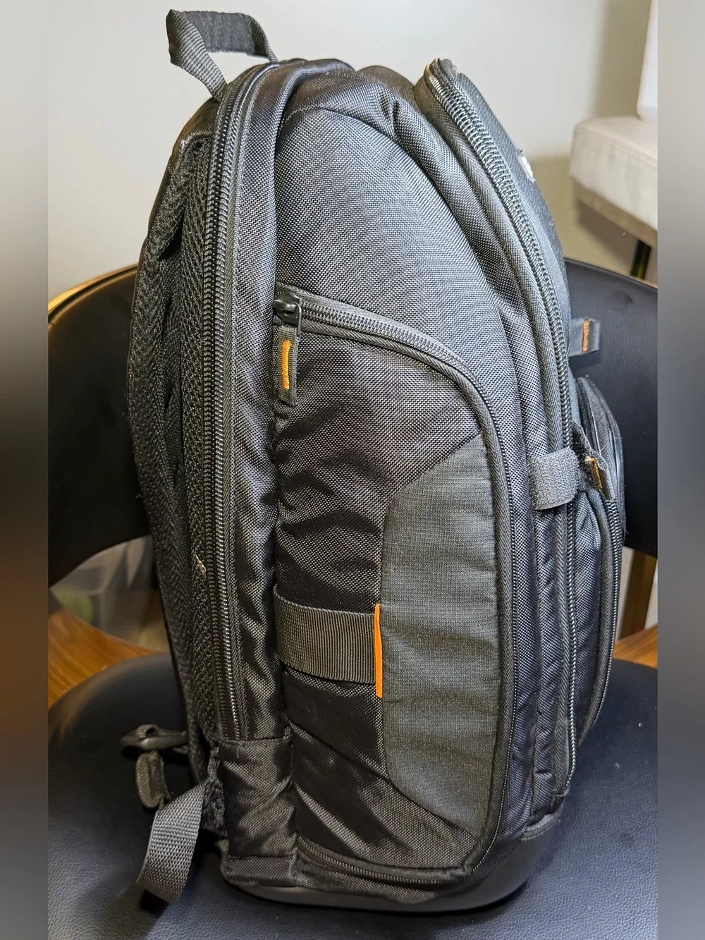 caselogic | Bags | Case Logic Slrc26 Slr Camera And 54inch Laptop ...